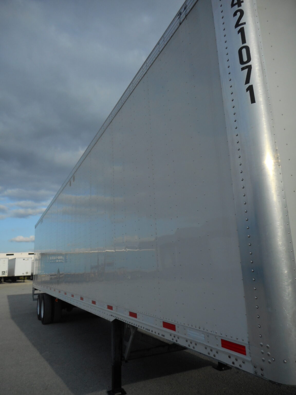 Remolque Caja Seca 48 Pies Vanguard 2022, Susp. Muelles. VD22-421071 – Cajas y Equipo